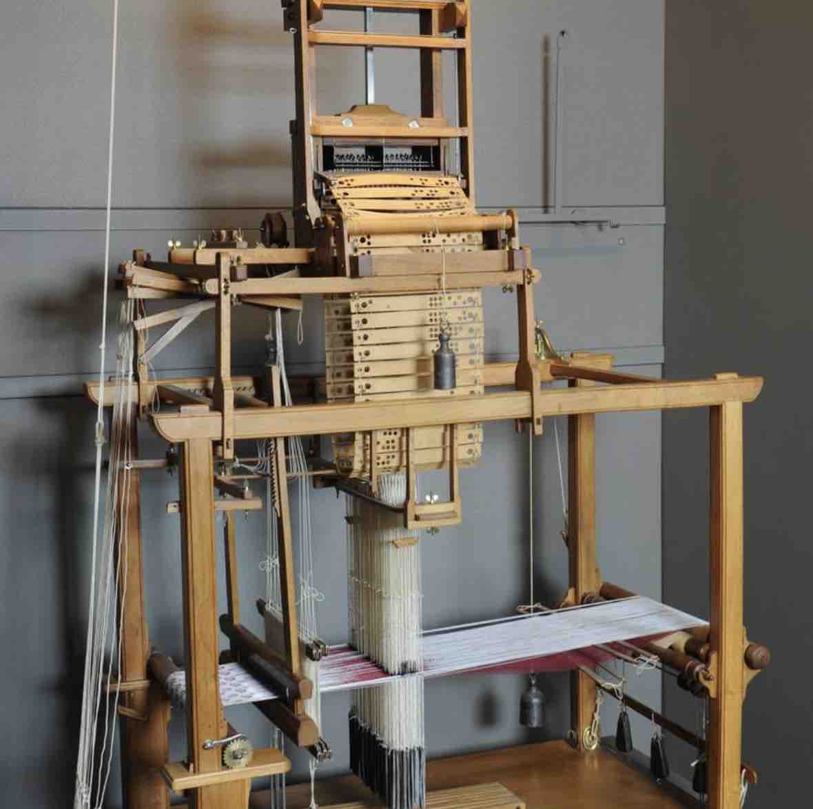 Origine et machines jacquard : machines et tricot jacquard - Mode laine